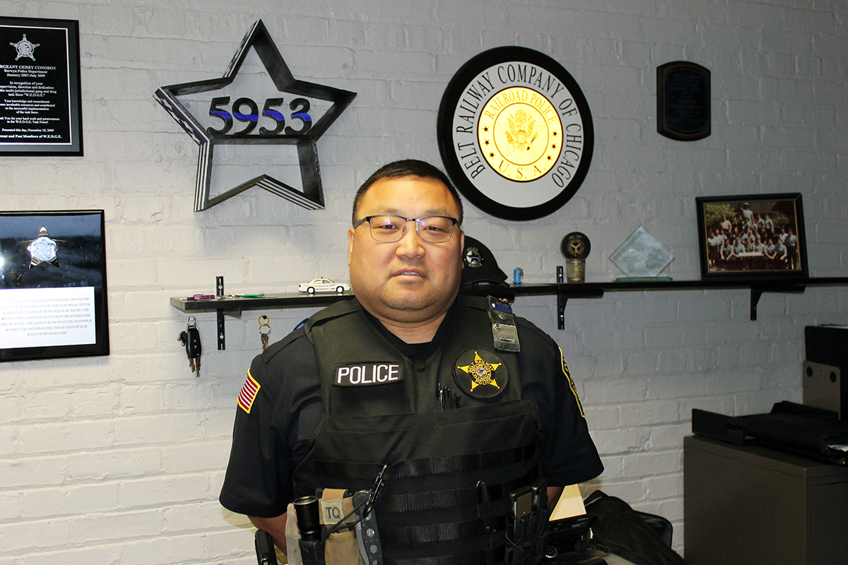 Lee, Perry join police | The Belt Railway Company of Chicago